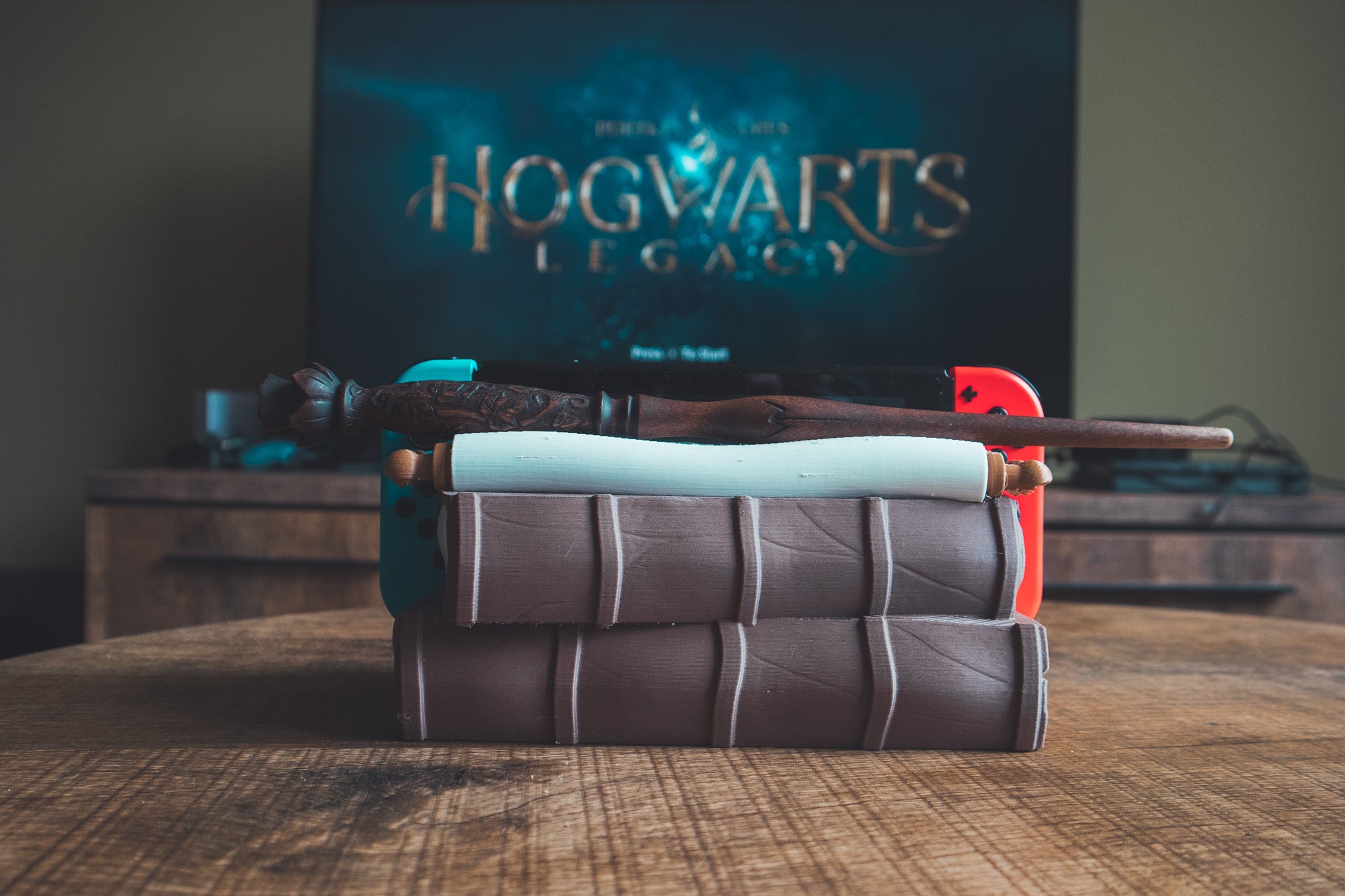 Wandholders – The Flaming Feather & Flaming Filament