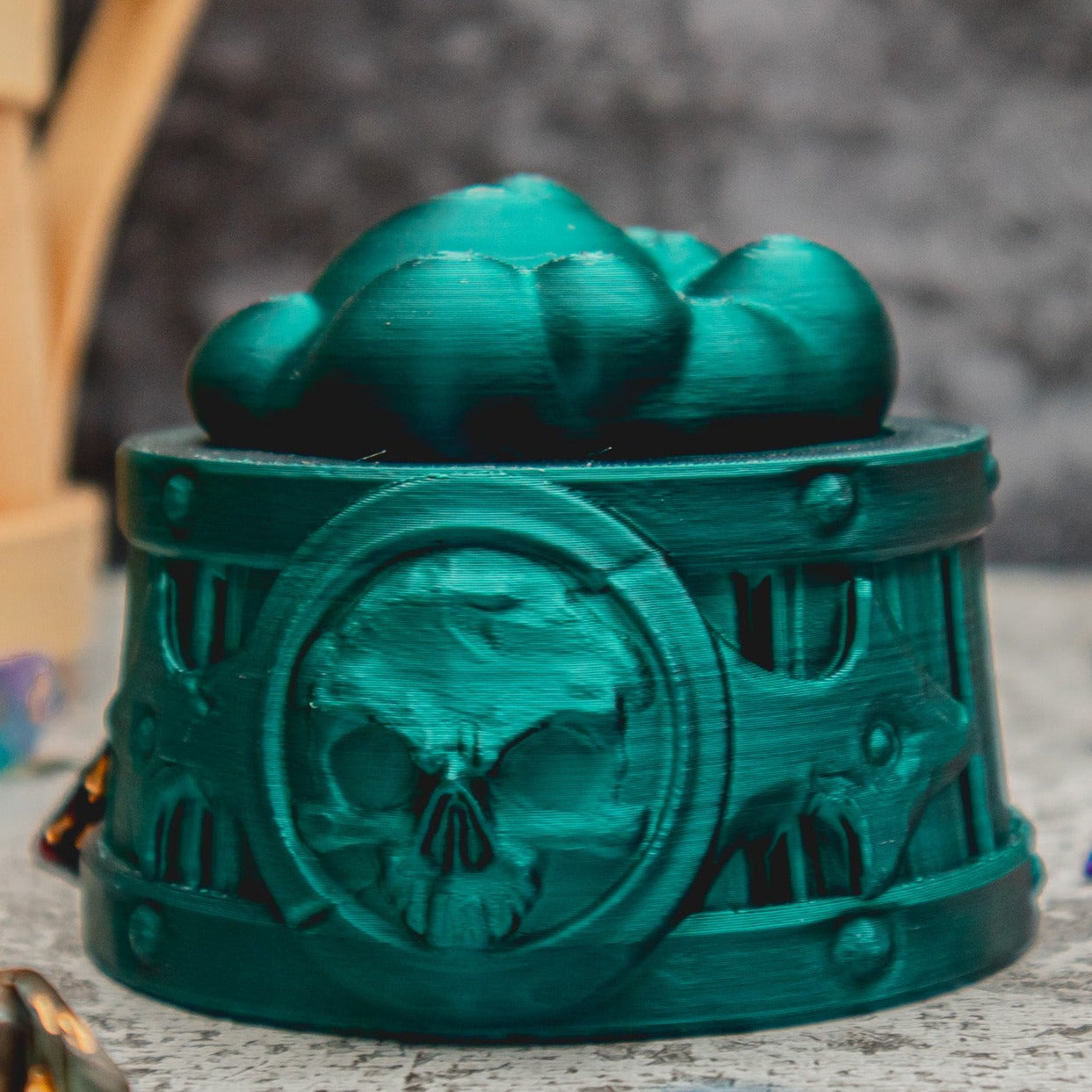 Tavern Brawler dice box – The Flaming Feather & Flaming Filament